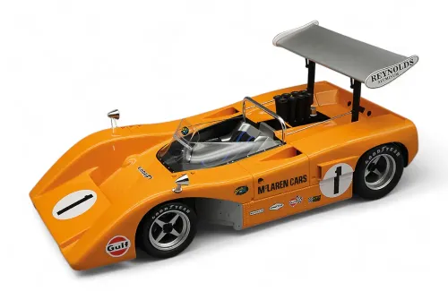 Tecnomodel TM18-330C McLaren M8B #1 'Dan Gurney' 3rd pl Can-Am Michigan 1969
